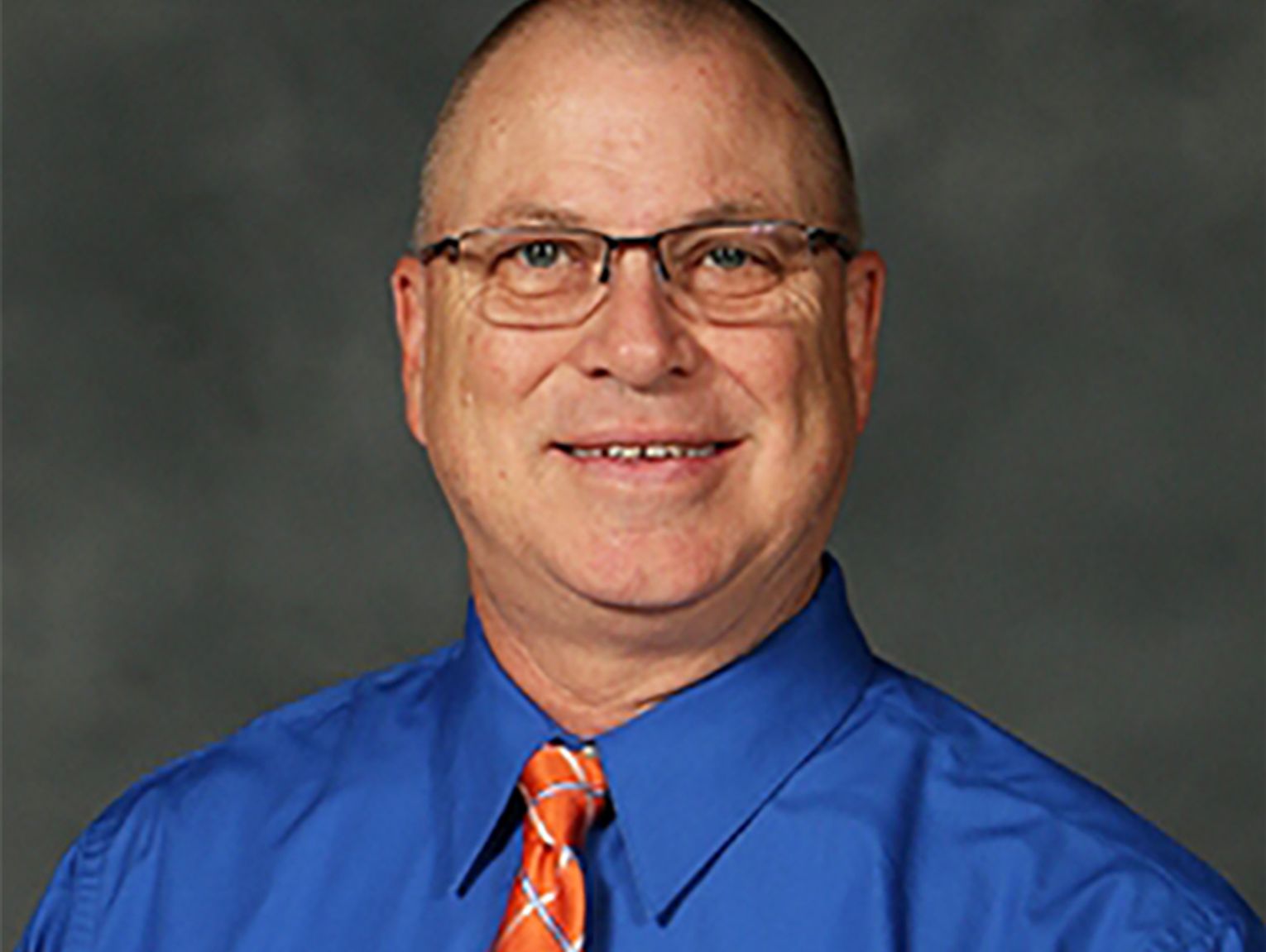 Superintendent Chris Lecher Arrives At Banner County School